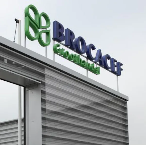 Brocacef neemt Mediq over