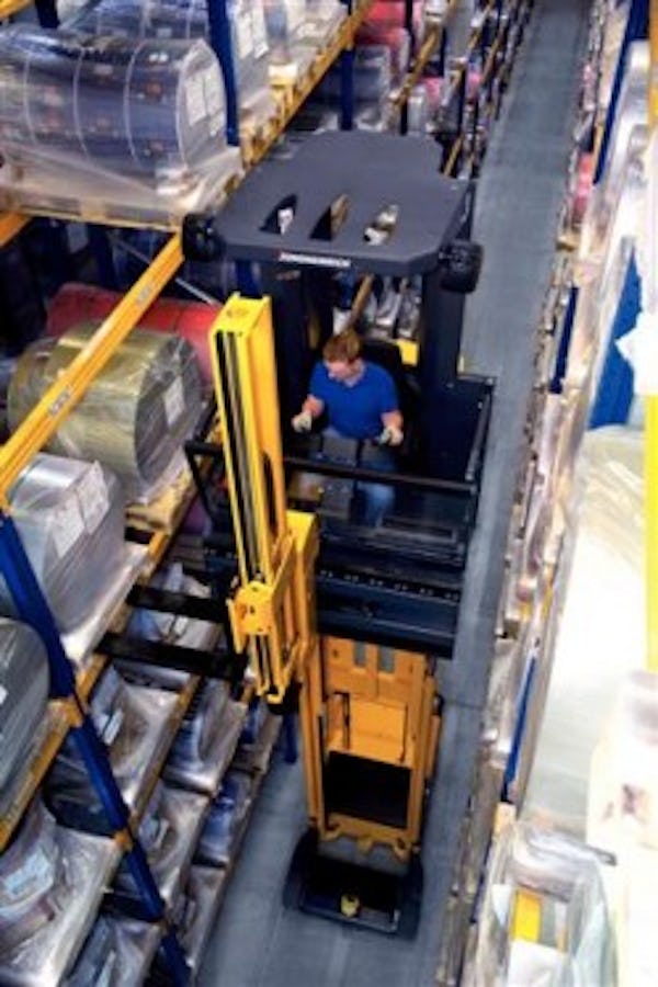 Jungheinrich introduceert productieve combitruck