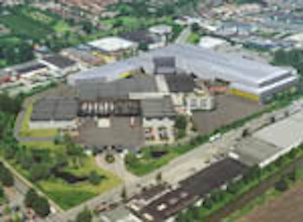 Officiële start Avandis en Van Uden Logistics op één terrein