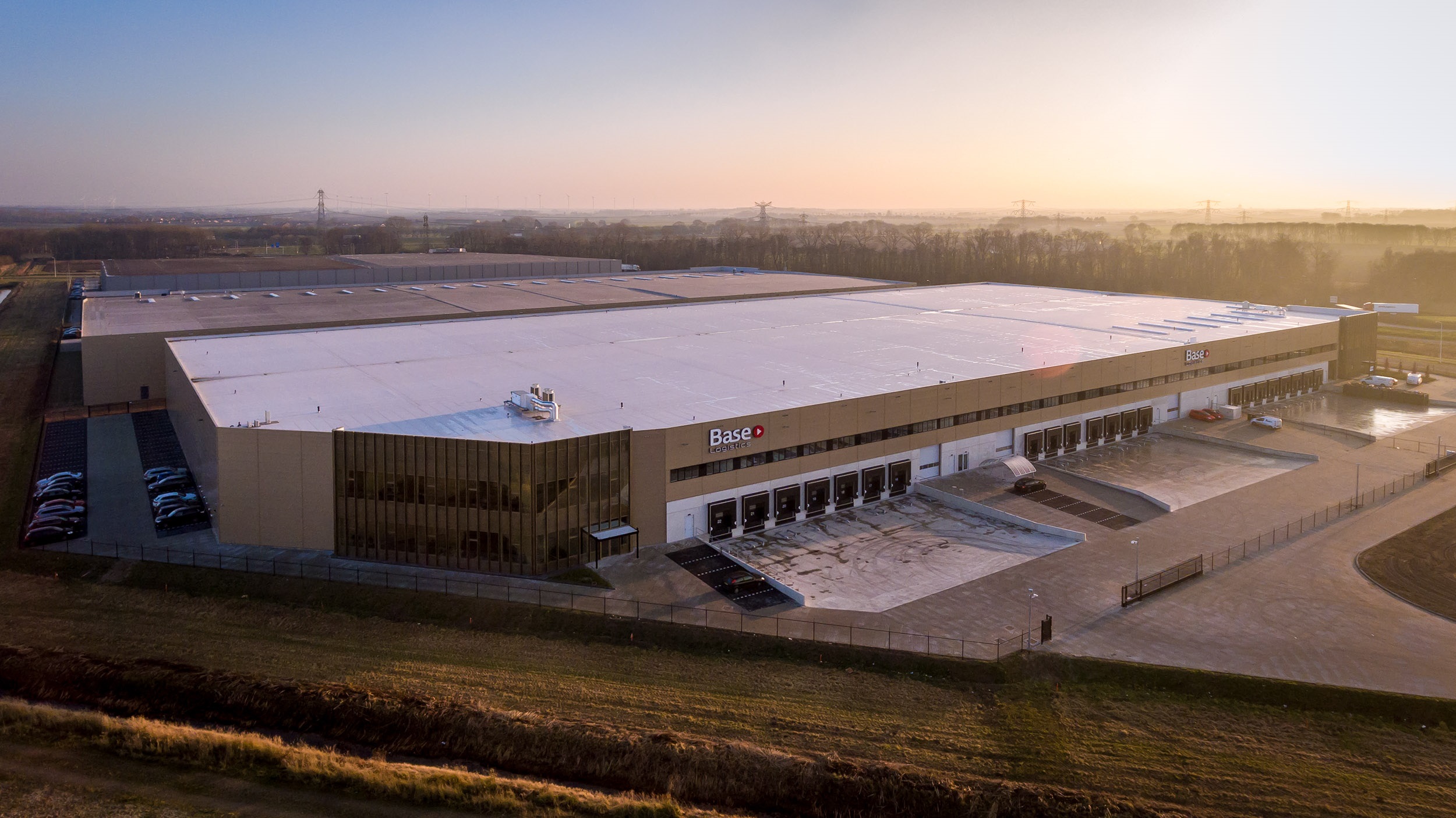 Base Logistics neemt SLS Benelux over