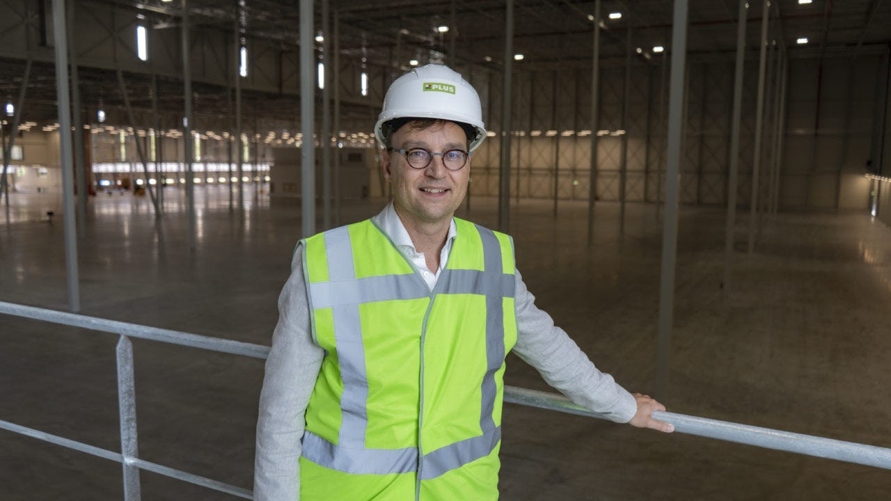 Plus start met voorraadopbouw in geautomatiseerd dc