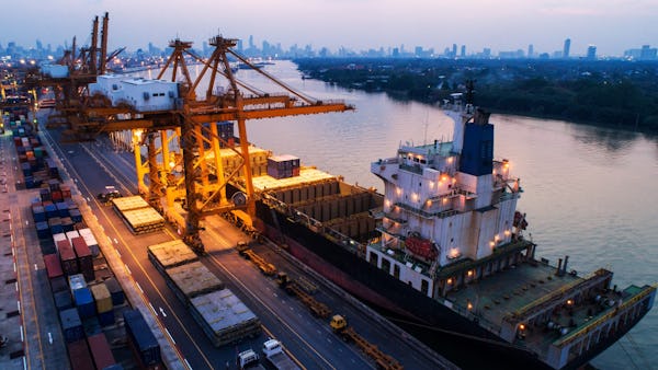 Problemen wereldhandel nog steeds 'verontrustend hoog'