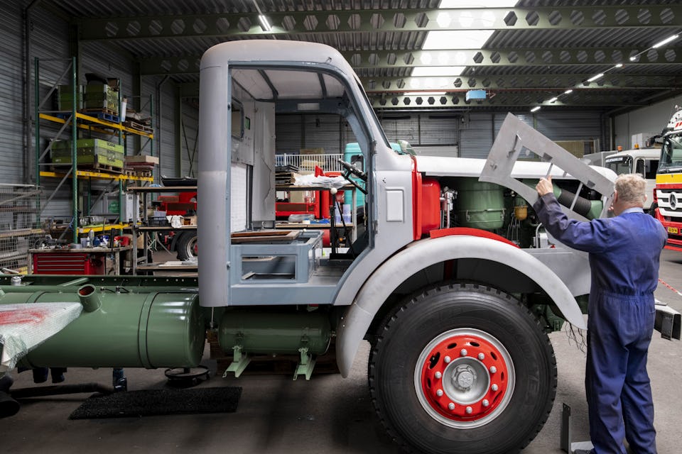 Museumreportage: 85 jaar Simon Loos in 55 vrachtwagens