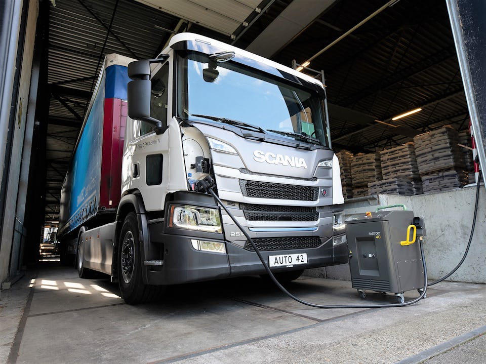 Getec zet elektrische truck in voor transport op bedrijfsterrein