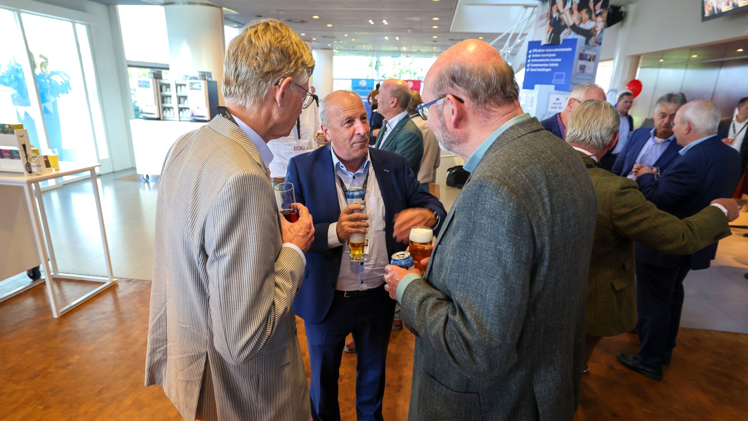 VLM viert 50-jarig bestaan met nieuwe en oude bestuursleden