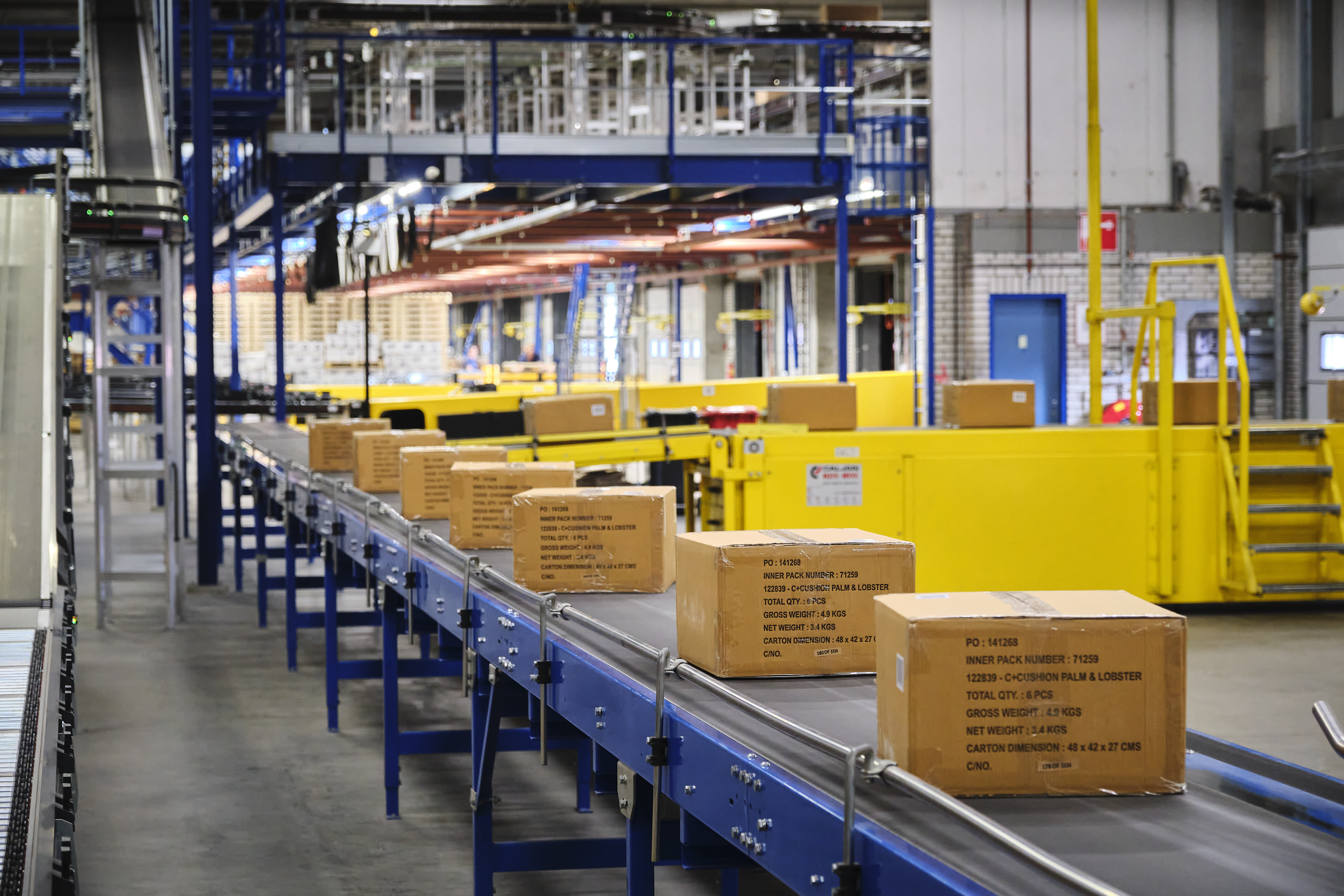 Fotoreportage: binnenkijken in het geautomatiseerde dc van Zeeman
